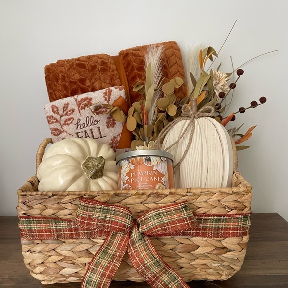Accents | Autumn Harvest Gift Basket With Orange Accents | Poshmark